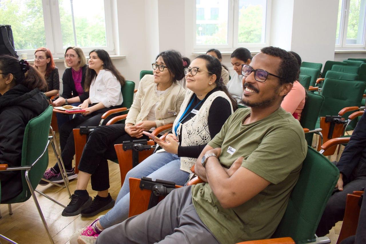 Navigating in a Multicultural Environment – Intercultural Workshops ...